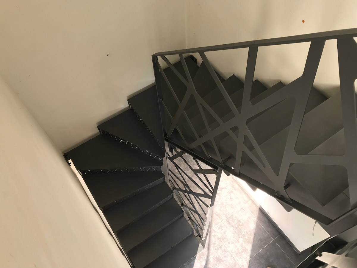 Galerie de Art-Métal - Entreprise de ferronnerie d’art et de bâtiment.